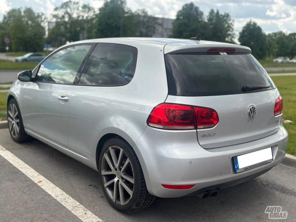 Pelēks Volkswagen Golf 2009 Kauņa, ar dzinēja tilpumu 1.40 L un nobraukumu 180 tūkst. km par 1650 €, foto 3 vietnē AUTOMOTO.COM.LV