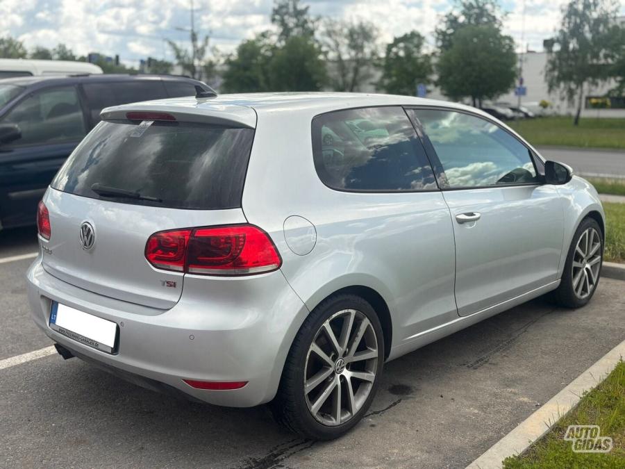 Grey Volkswagen Golf 2009 in Kaunas, with an engine capacity of 1.40 L and mileage of 180 thousand km for 1650 €, photo 5 on AUTOMOTO.COM.LV