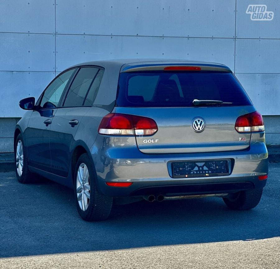 Grey Volkswagen Golf 2009 in Kretinga, with an engine capacity of 1.40 L and mileage of 234 thousand km for 5555 €, photo 7 on AUTOMOTO.COM.LV