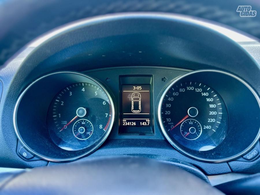 Grey Volkswagen Golf 2009 in Kretinga, with an engine capacity of 1.40 L and mileage of 234 thousand km for 5555 €, photo 21 on AUTOMOTO.COM.LV