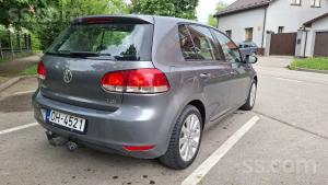 Pelēks Volkswagen Golf 2009 Daugavpils, ar dzinēja tilpumu 2.00 L un nobraukumu 370 tūkst. km par 3100 €, foto 7 vietnē AUTOMOTO.COM.LV