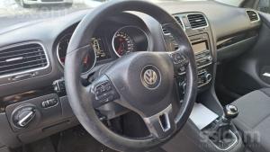 Pelēks Volkswagen Golf 2009 Daugavpils, ar dzinēja tilpumu 2.00 L un nobraukumu 370 tūkst. km par 3100 €, foto 13 vietnē AUTOMOTO.COM.LV