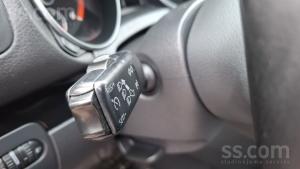 Pelēks Volkswagen Golf 2009 Daugavpils, ar dzinēja tilpumu 2.00 L un nobraukumu 370 tūkst. km par 3100 €, foto 23 vietnē AUTOMOTO.COM.LV