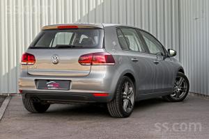 Pelēks Volkswagen Golf 2009 Ogre, ar dzinēja tilpumu 2.00 L un nobraukumu 239 tūkst. km par 5500 €, foto 4 vietnē AUTOMOTO.COM.LV
