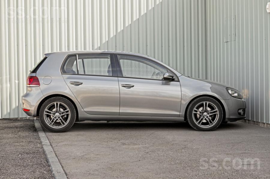 Pelēks Volkswagen Golf 2009 Ogre, ar dzinēja tilpumu 2.00 L un nobraukumu 239 tūkst. km par 5500 €, foto 6 vietnē AUTOMOTO.COM.LV