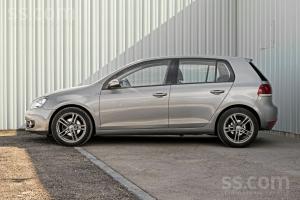 Pelēks Volkswagen Golf 2009 Ogre, ar dzinēja tilpumu 2.00 L un nobraukumu 239 tūkst. km par 5500 €, foto 7 vietnē AUTOMOTO.COM.LV