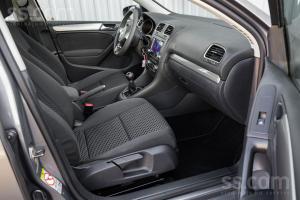 Pelēks Volkswagen Golf 2009 Ogre, ar dzinēja tilpumu 2.00 L un nobraukumu 239 tūkst. km par 5500 €, foto 9 vietnē AUTOMOTO.COM.LV