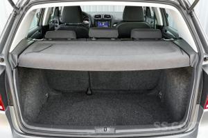 Pelēks Volkswagen Golf 2009 Ogre, ar dzinēja tilpumu 2.00 L un nobraukumu 239 tūkst. km par 5500 €, foto 22 vietnē AUTOMOTO.COM.LV
