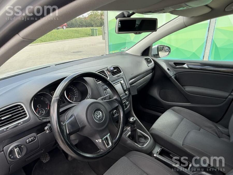 Grey Volkswagen Golf 2009 in Ludza, with an engine capacity of 2.00 L and mileage of 264 thousand km for 4950 €, photo 10 on AUTOMOTO.COM.LV