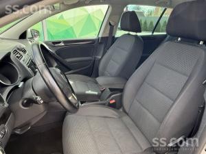 Grey Volkswagen Golf 2009 in Ludza, with an engine capacity of 2.00 L and mileage of 264 thousand km for 4950 €, photo 11 on AUTOMOTO.COM.LV