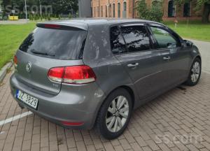 Grey Volkswagen Golf 2009 in Bauska, with an engine capacity of 2.00 L and mileage of 287 thousand km for 2900 €, photo  on AUTOMOTO.COM.LV