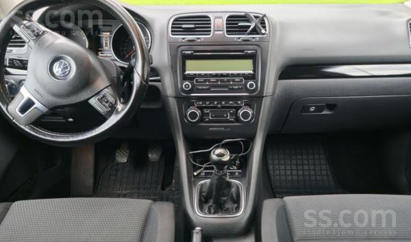 Grey Volkswagen Golf 2009 in Bauska, with an engine capacity of 2.00 L and mileage of 287 thousand km for 2900 €, photo 7 on AUTOMOTO.COM.LV