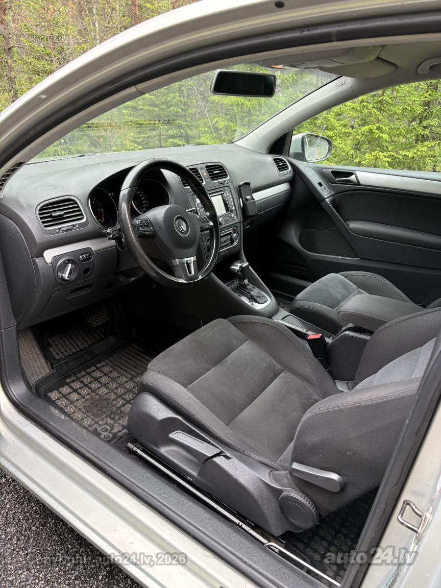 Grey Volkswagen Golf 2009 in Rapla, with an engine capacity of 2.00 L and mileage of 369 thousand km for 2490 €, photo 13 on AUTOMOTO.COM.LV