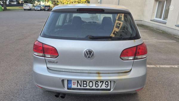 Pelēks Volkswagen Golf 2009 Kauņa, ar dzinēja tilpumu 1.97 L un nobraukumu 325 tūkst. km par 2650 €, foto 4 vietnē AUTOMOTO.COM.LV