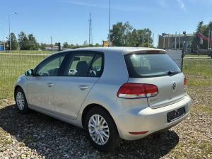 Pelēks Volkswagen Golf 2009 Saldus, ar dzinēja tilpumu 2.00 L un nobraukumu 241 tūkst. km par 5400 €, foto 5 vietnē AUTOMOTO.COM.LV