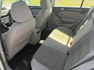 Pelēks Volkswagen Golf 2009 Saldus, ar dzinēja tilpumu 2.00 L un nobraukumu 241 tūkst. km par 5400 €, foto 10 vietnē AUTOMOTO.COM.LV