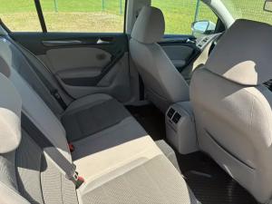Pelēks Volkswagen Golf 2009 Saldus, ar dzinēja tilpumu 2.00 L un nobraukumu 241 tūkst. km par 5400 €, foto 11 vietnē AUTOMOTO.COM.LV