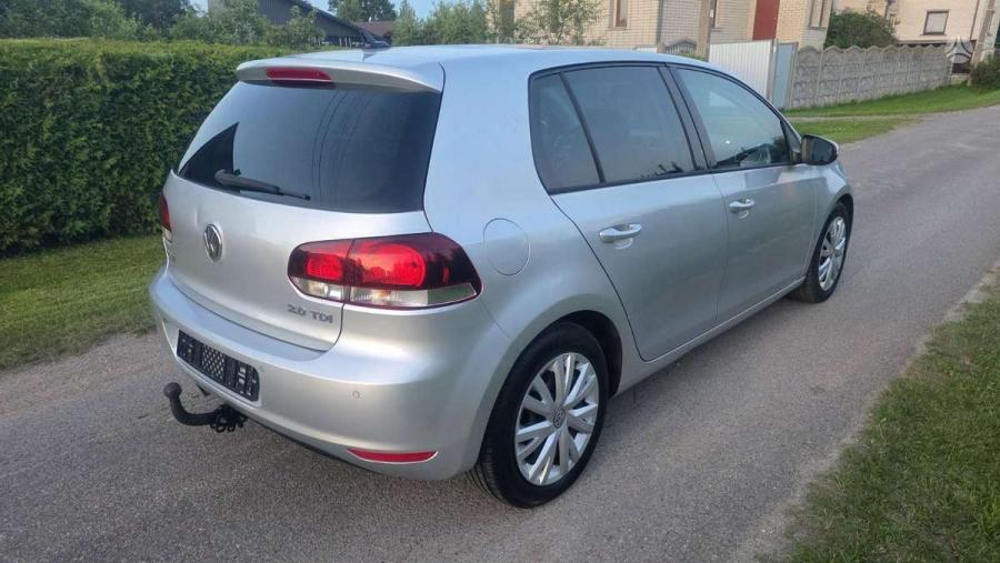 Pelēks Volkswagen Golf 2009 Kauņa, ar dzinēja tilpumu 1.97 L un nobraukumu 270 tūkst. km par 3750 €, foto 6 vietnē AUTOMOTO.COM.LV