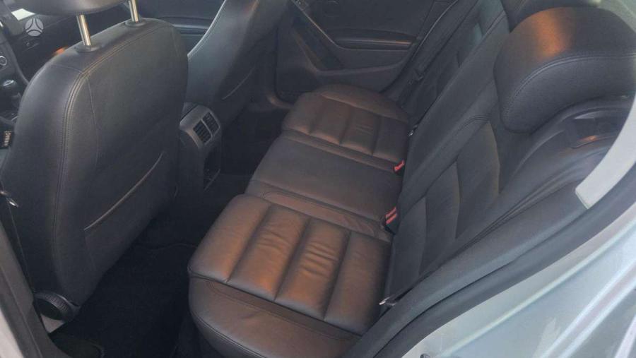 Pelēks Volkswagen Golf 2009 Kauņa, ar dzinēja tilpumu 1.97 L un nobraukumu 270 tūkst. km par 3750 €, foto 11 vietnē AUTOMOTO.COM.LV