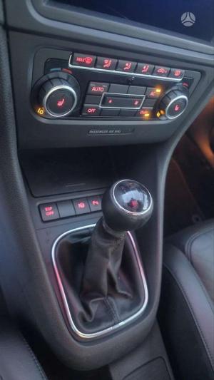 Pelēks Volkswagen Golf 2009 Kauņa, ar dzinēja tilpumu 1.97 L un nobraukumu 270 tūkst. km par 3750 €, foto 14 vietnē AUTOMOTO.COM.LV