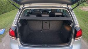 Pelēks Volkswagen Golf 2009 Kauņa, ar dzinēja tilpumu 1.97 L un nobraukumu 270 tūkst. km par 3750 €, foto 17 vietnē AUTOMOTO.COM.LV