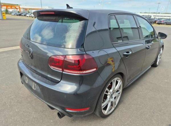 Grey Volkswagen Golf 2009 in Kaunas, with an engine capacity of 1.98 L and mileage of 217 thousand km for 8150 €, photo 4 on AUTOMOTO.COM.LV
