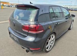 Grey Volkswagen Golf 2009 in Kaunas, with an engine capacity of 1.98 L and mileage of 217 thousand km for 8150 €, photo 5 on AUTOMOTO.COM.LV