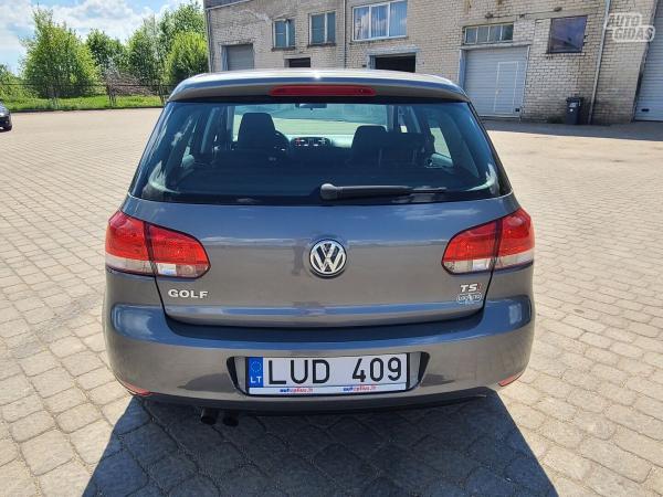 Grey Volkswagen Golf 2009 in Marijampole, with an engine capacity of 1.40 L and mileage of 137 thousand km for 3850 €, photo 5 on AUTOMOTO.COM.LV