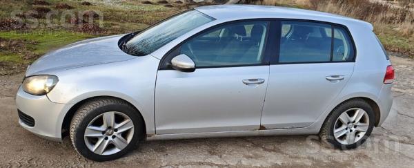 Pelēks Volkswagen Golf 2009 Madona, ar dzinēja tilpumu 2.00 L un nobraukumu 336 tūkst. km par 1550 €, foto 3 vietnē AUTOMOTO.COM.LV