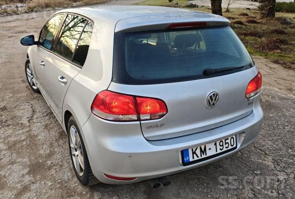 Pelēks Volkswagen Golf 2009 Madona, ar dzinēja tilpumu 2.00 L un nobraukumu 336 tūkst. km par 1550 €, foto 4 vietnē AUTOMOTO.COM.LV