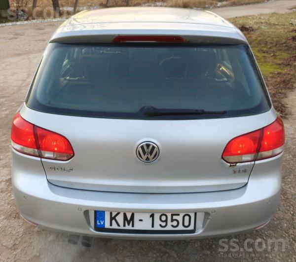 Pelēks Volkswagen Golf 2009 Madona, ar dzinēja tilpumu 2.00 L un nobraukumu 336 tūkst. km par 1550 €, foto 5 vietnē AUTOMOTO.COM.LV
