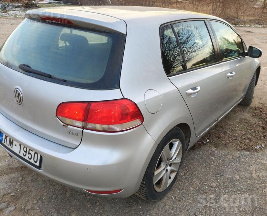 Pelēks Volkswagen Golf 2009 Madona, ar dzinēja tilpumu 2.00 L un nobraukumu 336 tūkst. km par 1550 €, foto 7 vietnē AUTOMOTO.COM.LV