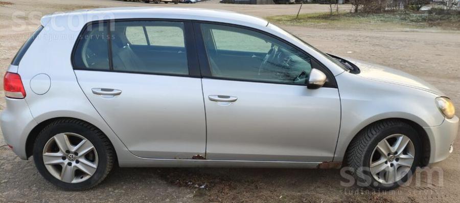 Pelēks Volkswagen Golf 2009 Madona, ar dzinēja tilpumu 2.00 L un nobraukumu 336 tūkst. km par 1550 €, foto 8 vietnē AUTOMOTO.COM.LV