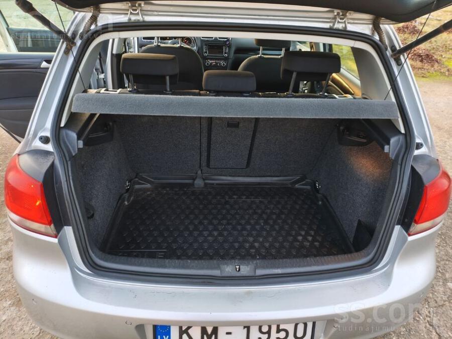 Pelēks Volkswagen Golf 2009 Madona, ar dzinēja tilpumu 2.00 L un nobraukumu 336 tūkst. km par 1550 €, foto 14 vietnē AUTOMOTO.COM.LV