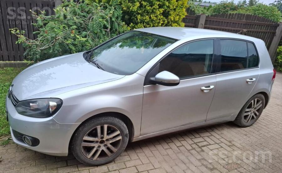 Grey Volkswagen Golf 2009 in Riga, with an engine capacity of 1.90 L and mileage of 344 thousand km for 2400 €, photo 1 on AUTOMOTO.COM.LV