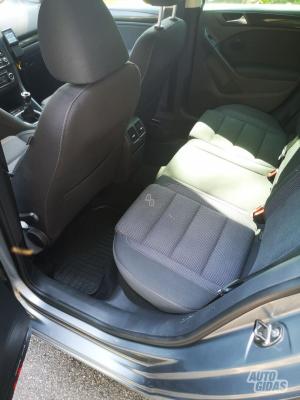 Grey Volkswagen Golf 2009 in Varena, with an engine capacity of 1.80 L and mileage of 176 thousand km for 4500 €, photo 12 on AUTOMOTO.COM.LV