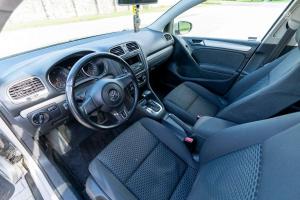 Grey Volkswagen Golf 2009 in Vilnius, with an engine capacity of 1.97 L and mileage of 328 thousand km for 4100 €, photo 15 on AUTOMOTO.COM.LV