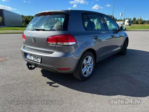 Pelēks Volkswagen Golf 2009 Rapla, ar dzinēja tilpumu 1.40 L un nobraukumu 312 tūkst. km par 4300 €, foto 5 vietnē AUTOMOTO.COM.LV