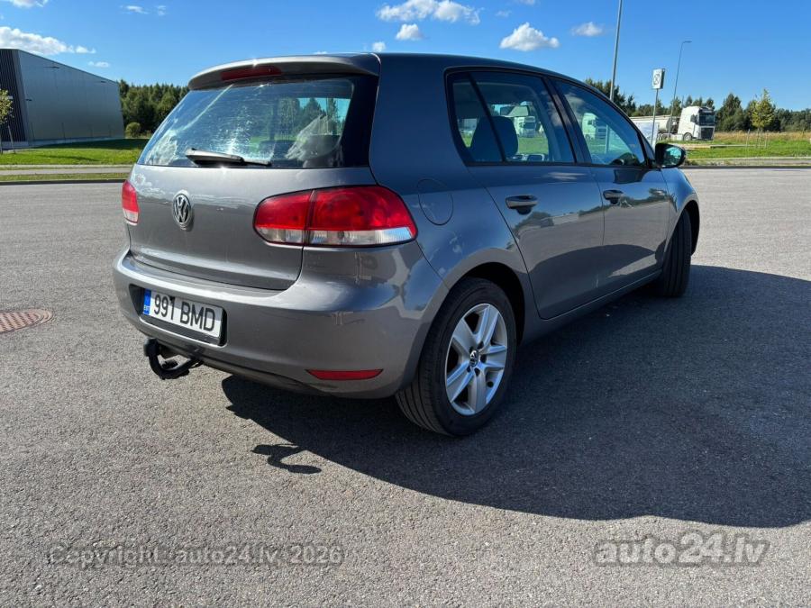 Pelēks Volkswagen Golf 2009 Rapla, ar dzinēja tilpumu 1.40 L un nobraukumu 312 tūkst. km par 4300 €, foto 5 vietnē AUTOMOTO.COM.LV