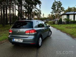 Grey Volkswagen Golf 2009 in Riga, with an engine capacity of 1.40 L and mileage of 70 thousand km for 5500 €, photo 6 on AUTOMOTO.COM.LV