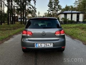 Grey Volkswagen Golf 2009 in Riga, with an engine capacity of 1.40 L and mileage of 70 thousand km for 5500 €, photo 9 on AUTOMOTO.COM.LV