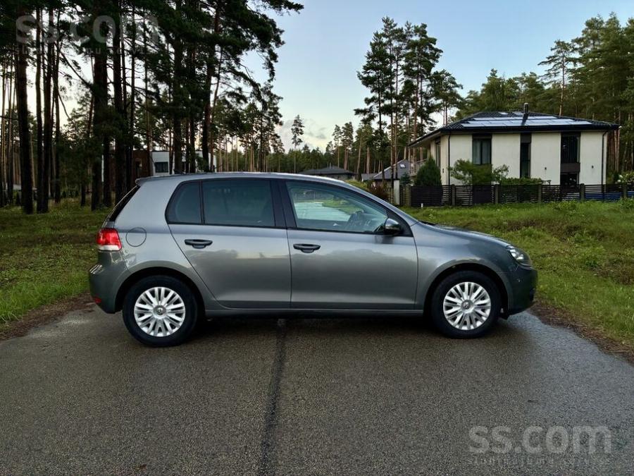 Grey Volkswagen Golf 2009 in Riga, with an engine capacity of 1.40 L and mileage of 70 thousand km for 5500 €, photo 10 on AUTOMOTO.COM.LV