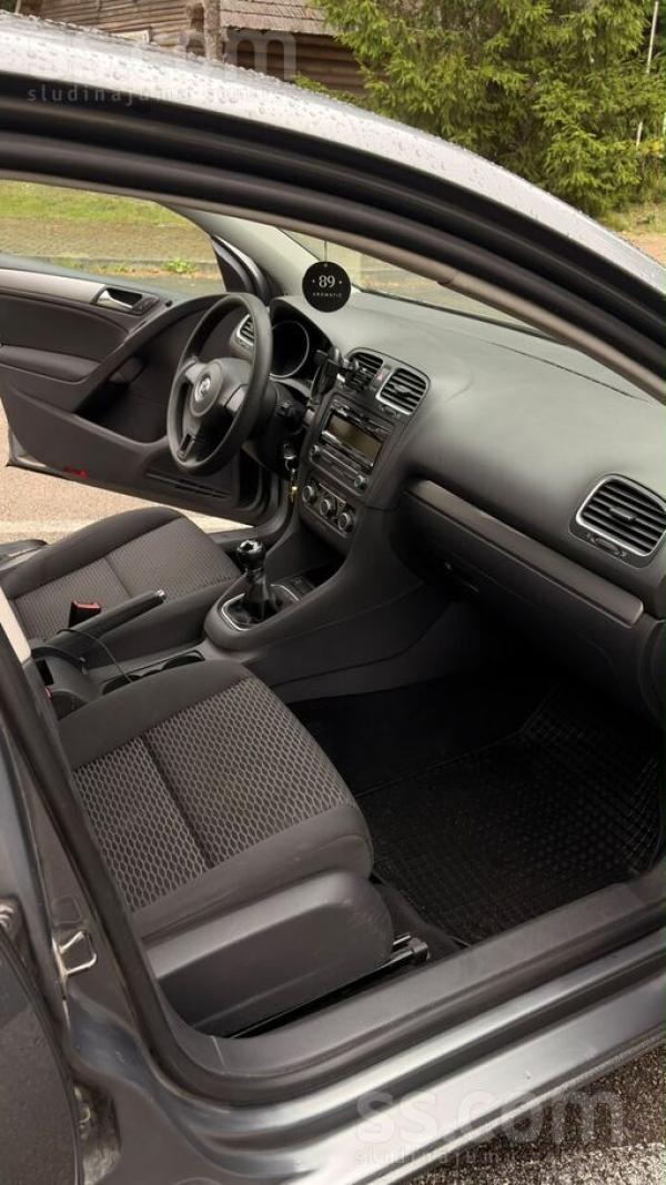 Grey Volkswagen Golf 2009 in Cesis, with an engine capacity of 1.40 L and mileage of 160 thousand km for 4500 €, photo 7 on AUTOMOTO.COM.LV