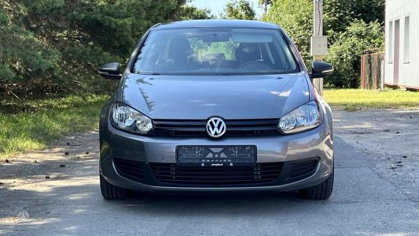Pelēks Volkswagen Golf 2009 Ukmergė, ar dzinēja tilpumu 1.97 L un nobraukumu 265 tūkst. km par 3900 €, foto 4 vietnē AUTOMOTO.COM.LV
