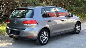 Pelēks Volkswagen Golf 2009 Ukmergė, ar dzinēja tilpumu 1.97 L un nobraukumu 265 tūkst. km par 3900 €, foto 5 vietnē AUTOMOTO.COM.LV