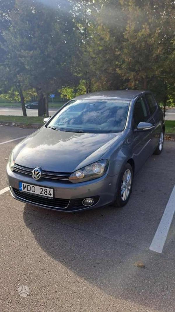 Grey Volkswagen Golf 2009 in Kaunas, with an engine capacity of 1.39 L and mileage of 178 thousand km for 4400 €, photo 3 on AUTOMOTO.COM.LV