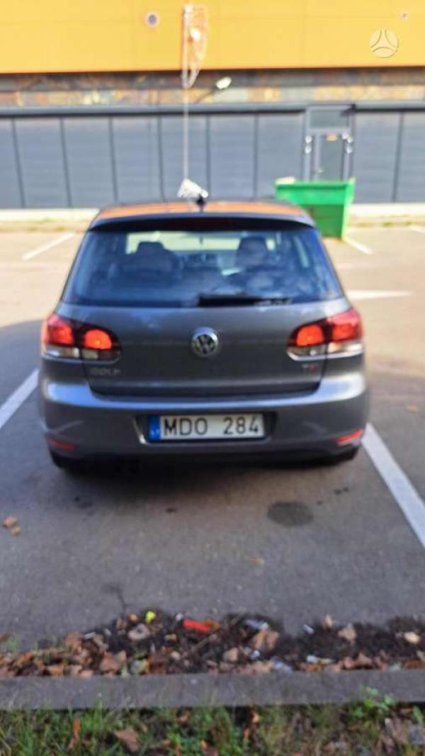 Grey Volkswagen Golf 2009 in Kaunas, with an engine capacity of 1.39 L and mileage of 178 thousand km for 4400 €, photo 8 on AUTOMOTO.COM.LV