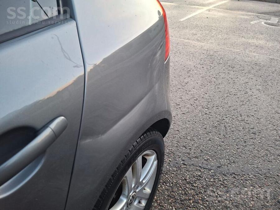Pelēks Volkswagen Golf 2009 Tukums, ar dzinēja tilpumu 1.90 L un nobraukumu 288 tūkst. km par 2350 €, foto 11 vietnē AUTOMOTO.COM.LV