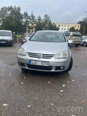 Pelēks Volkswagen Golf 2009 Rēzekne, ar dzinēja tilpumu 1.90 L un nobraukumu 257 tūkst. km par 2950 €, foto 9 vietnē AUTOMOTO.COM.LV