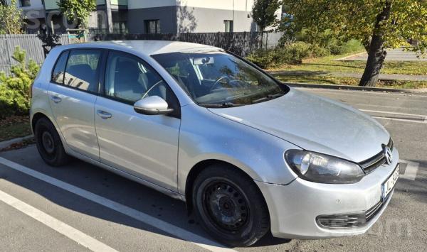 Pelēks Volkswagen Golf 2009 Rīga, ar dzinēja tilpumu 2.00 L un nobraukumu 207 tūkst. km par 700 €, foto 4 vietnē AUTOMOTO.COM.LV
